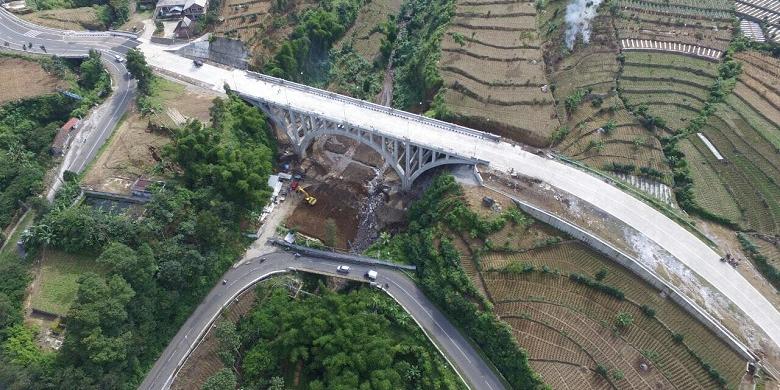 Menilik Keindahan Jembatan Sigandul di Jawa Tengah