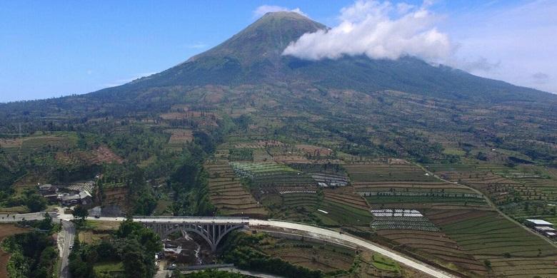 Menilik Keindahan Jembatan Sigandul di Jawa Tengah