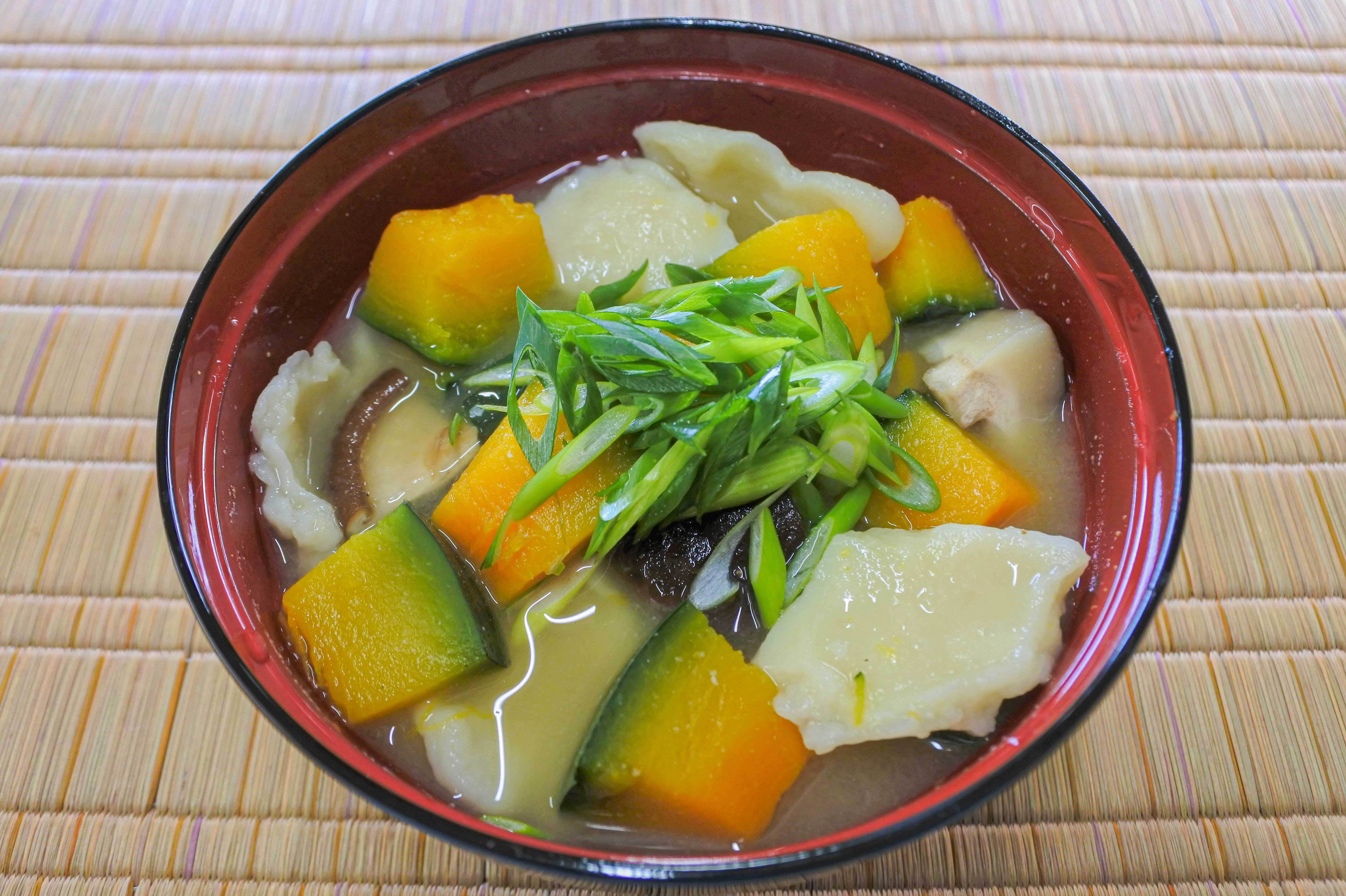 Resep Sup Kabocha dan Pangsit Khas Jepang, Pakai Miso dan Jamur Shiitake