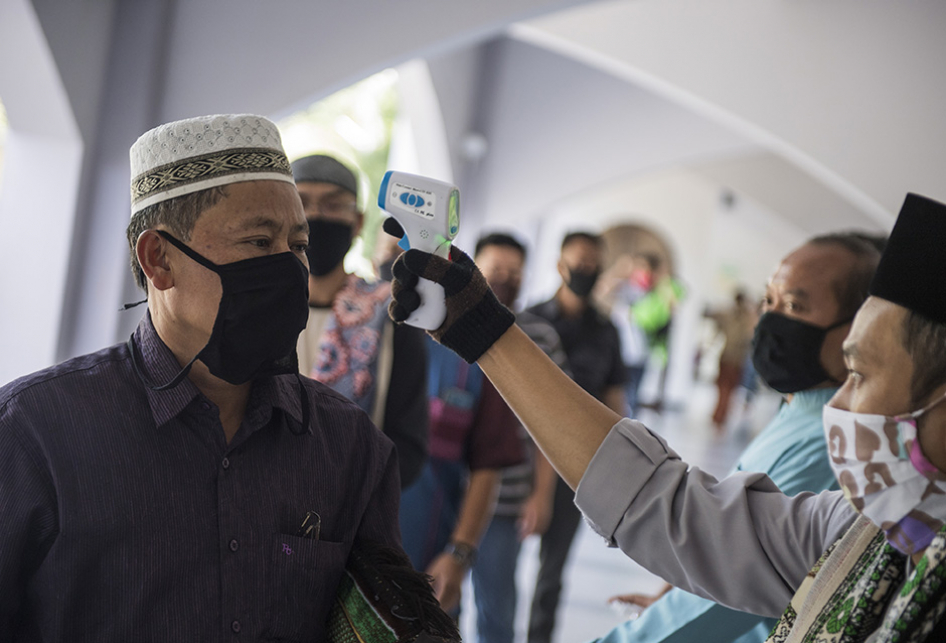 Transisi Normal Baru, Masjid di Sejumlah Daerah Kembali Gelar Shalat Jumat