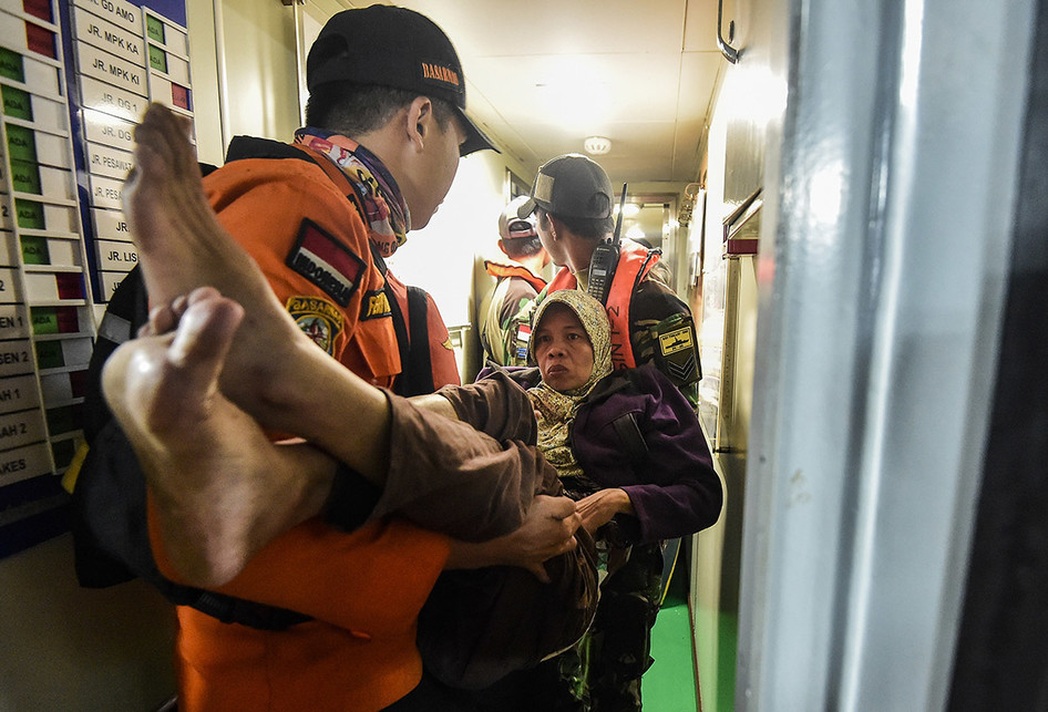 Misi Kemanusiaan KRI Torani 860