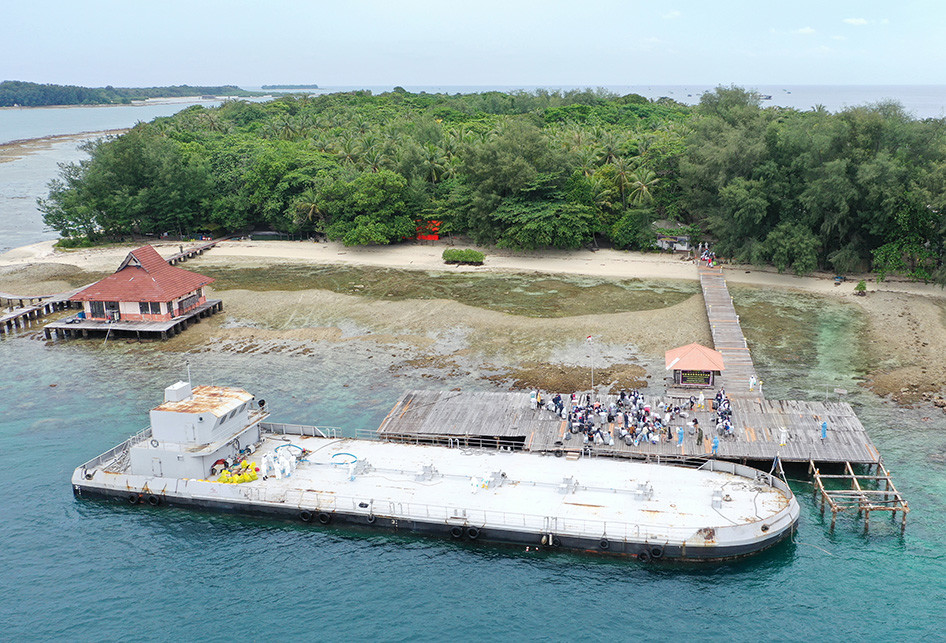 Momen 68 WNI ABK Diamond Princess Tiba di Pulau Sebaru