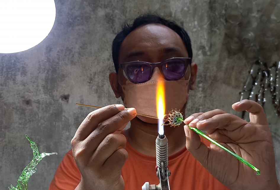 Seni Kaca dari Yogyakarta