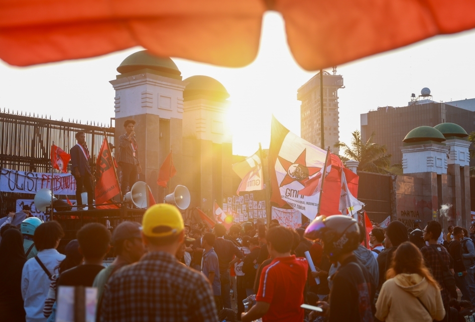 Demonstrasi Tertib, Mahasiswa Bacakan Tuntutan